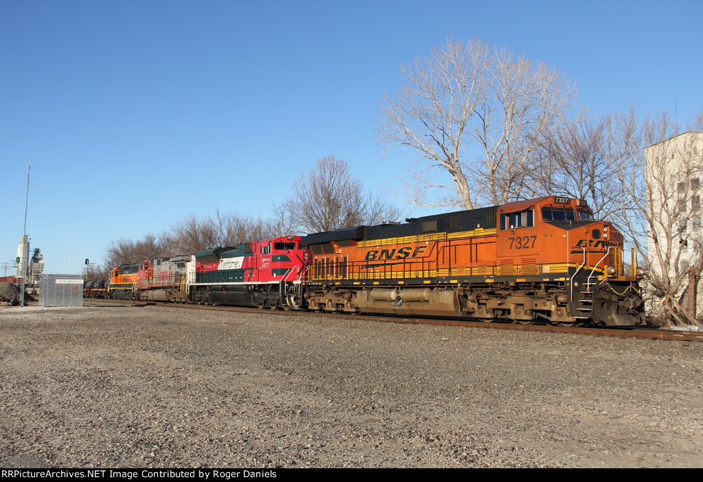 BNSF 7327